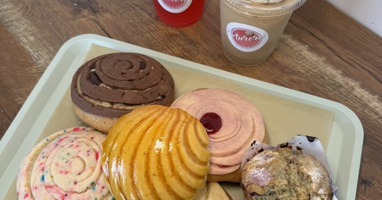 Aurora Cafe & Bakery | Visit Overland Park
